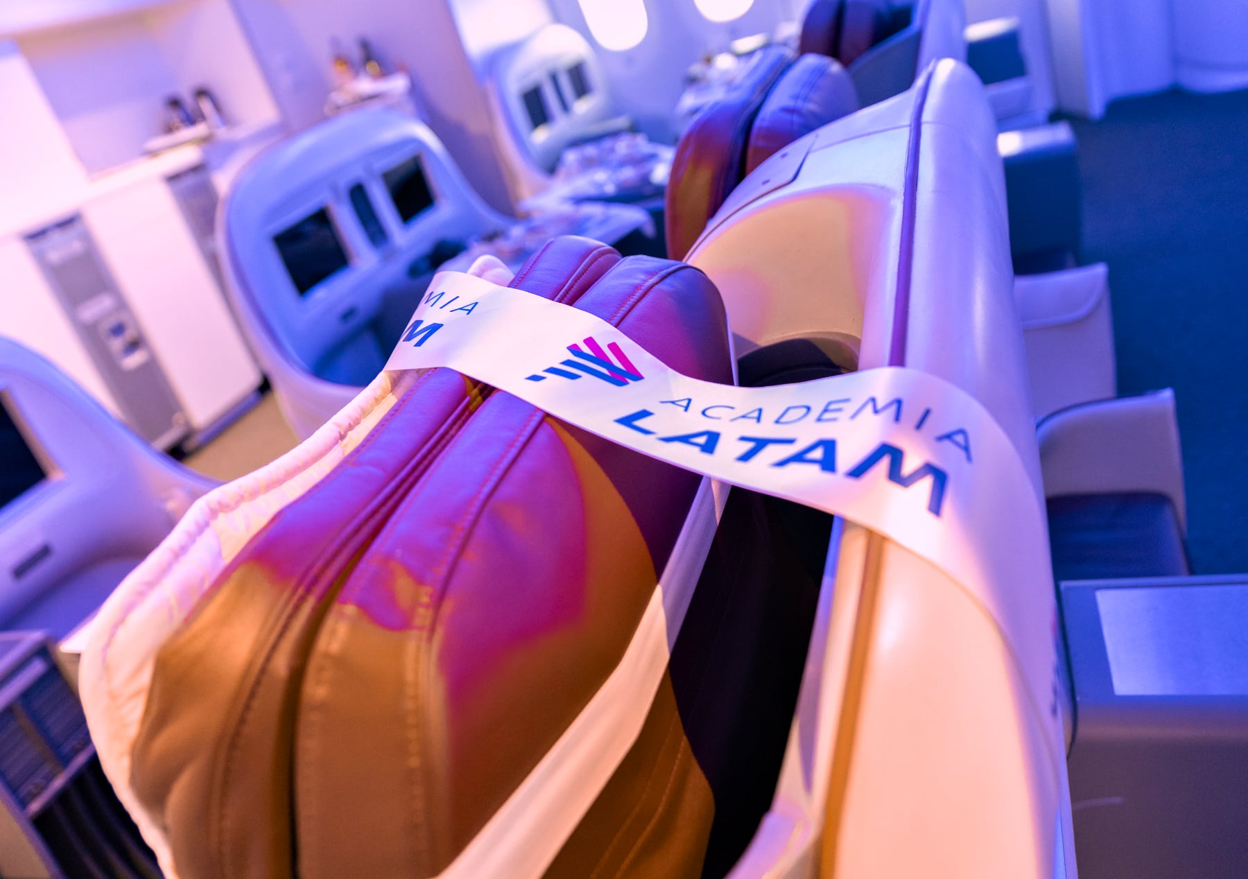 Así es la Academia de la excelencia de LATAM: la única en Latinoamérica con un mock up de Boeing ...